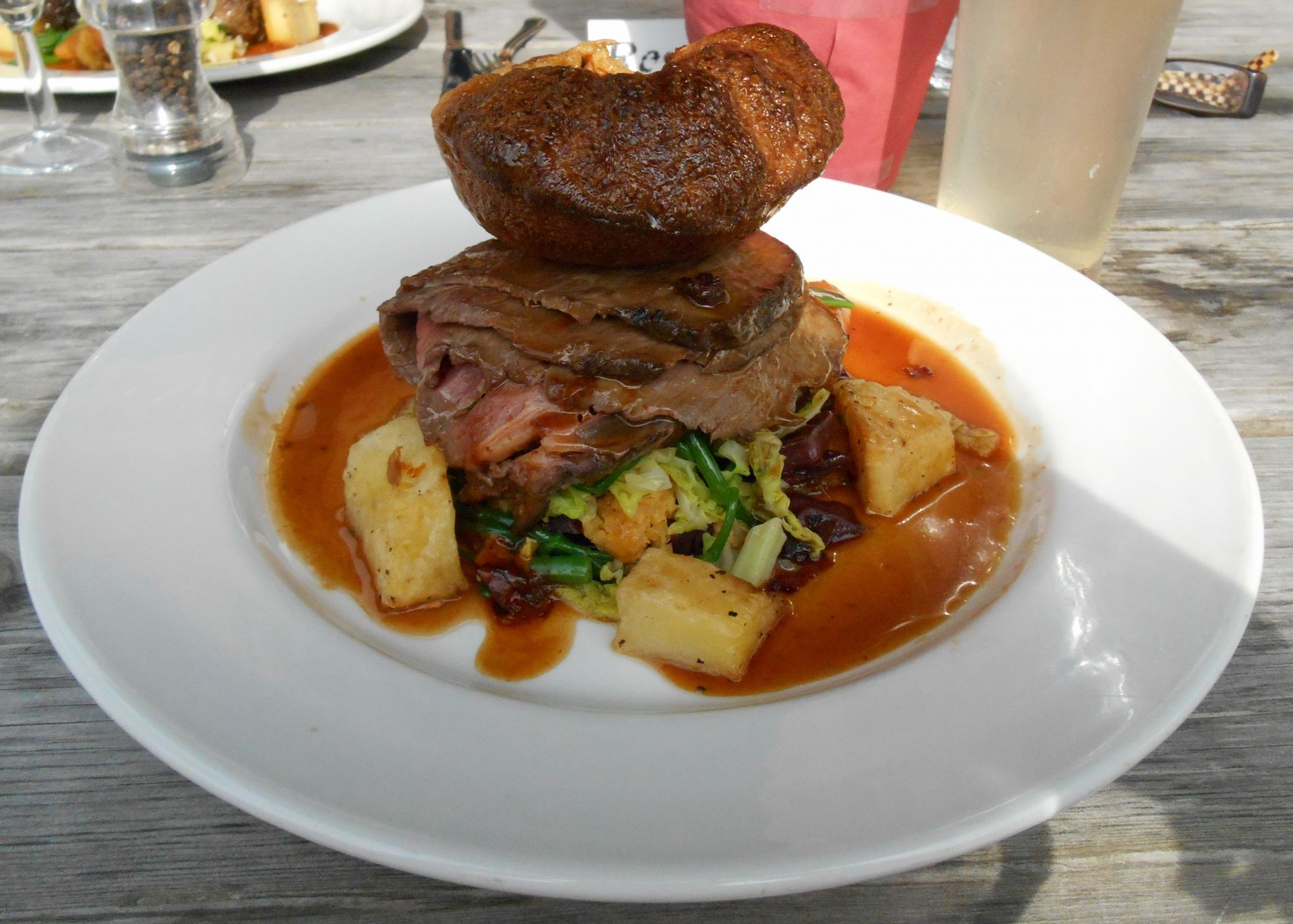 The Cherry Tree Inn At Stoke Row. Super English Character In The Chilterns.