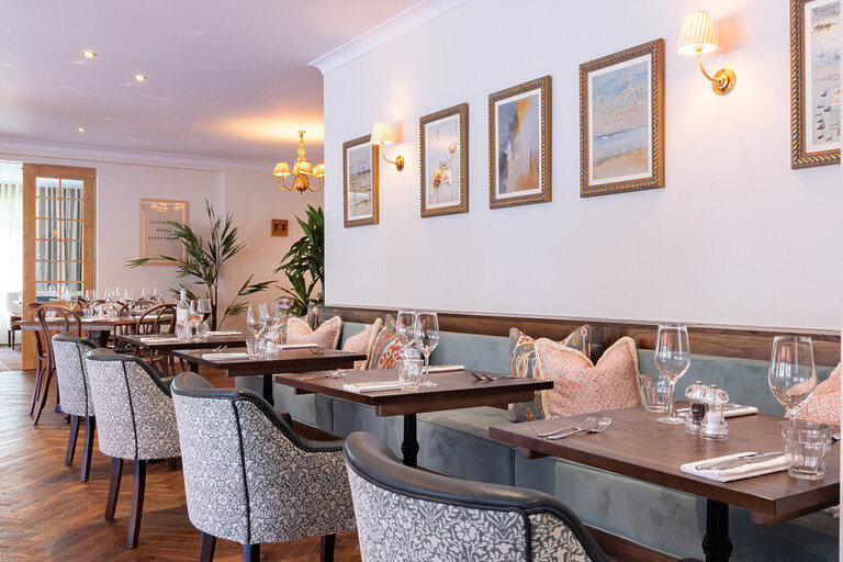The Ropemaker. A Wonderful Historic Harbour Inn With Rooms In Emsworth.